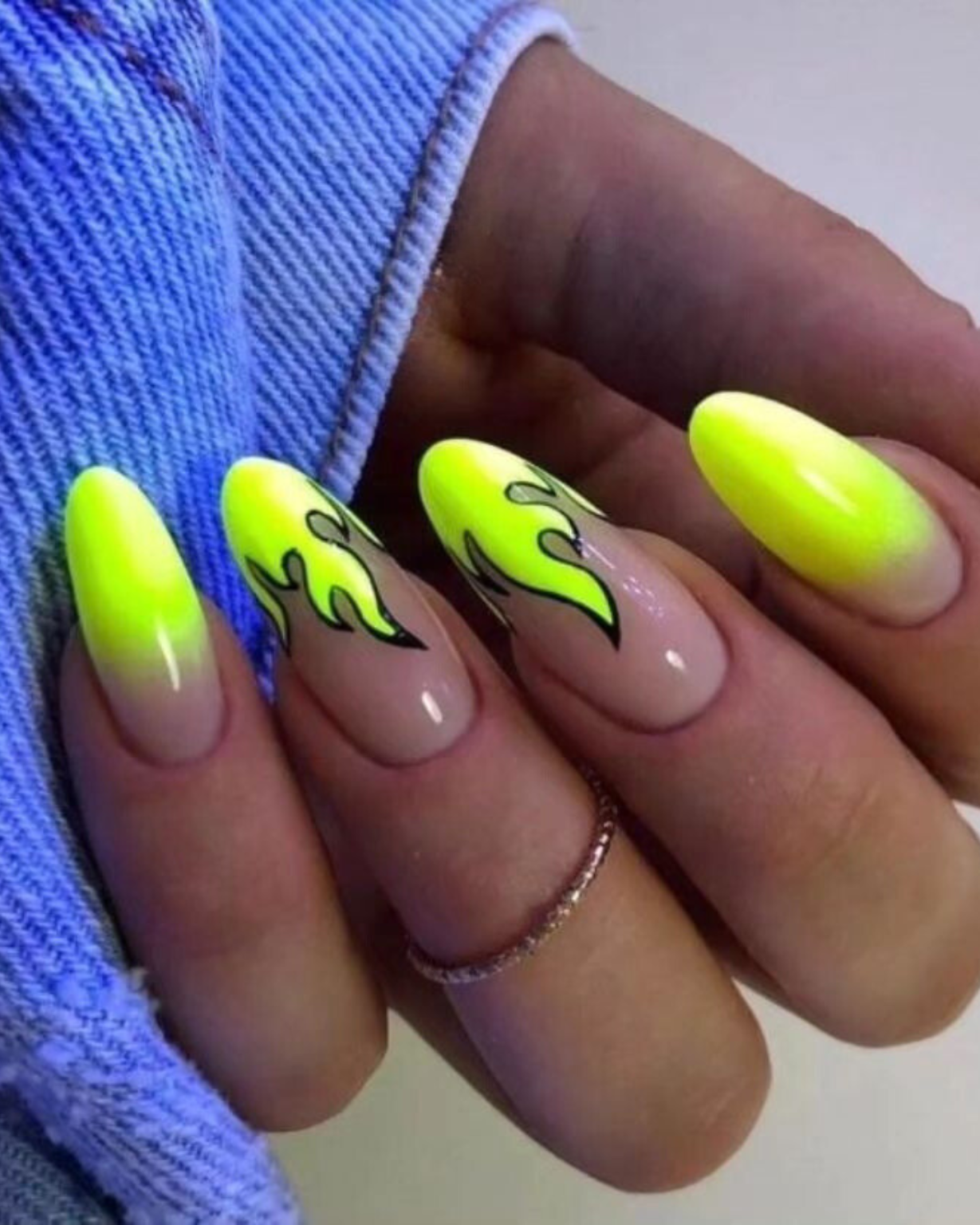 27 Bright Fall Nails: Fun and Cute Nail Art Ideas - divagaze.com