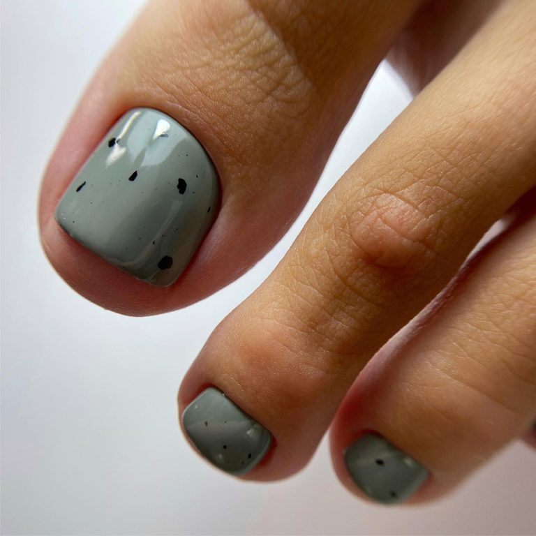 30 Stunning Fall Pedicure Ideas to Keep Your Toenails on Trend ...