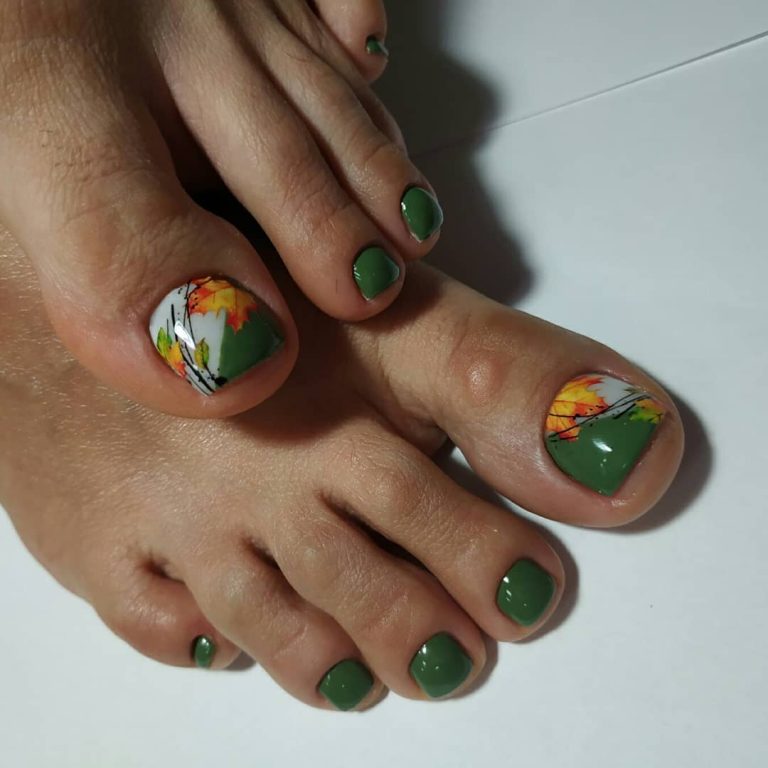 30 Stunning Fall Pedicure Ideas to Keep Your Toenails on Trend ...
