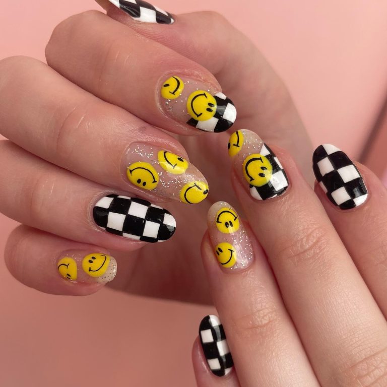 33 Checkerboard Nails for 2024: Trendy, Bold, and Beautiful Designs You ...