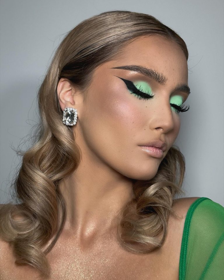 25 Bold Eyeliner Looks 2024: Stunning Ideas to Elevate Your Makeup Game ...