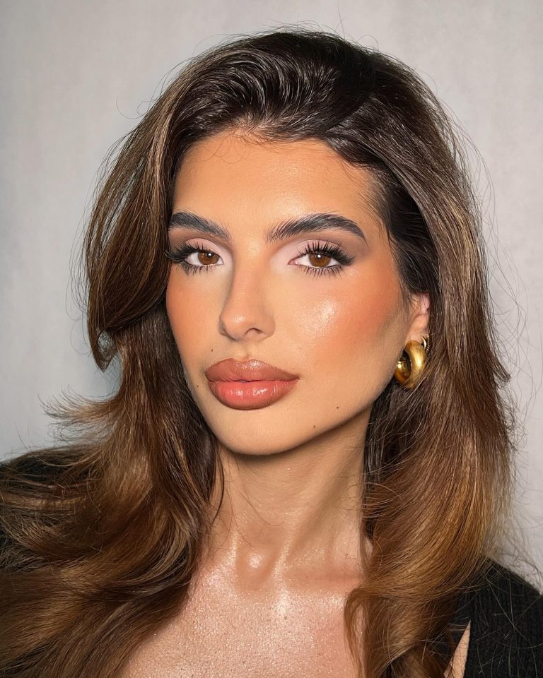 40 Iconic 90s Makeup Looks: Bold, Glamorous, and Trendsetting Styles ...