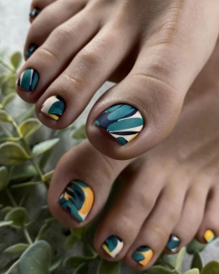 30 Stunning Fall Pedicure Ideas to Keep Your Toenails on Trend ...