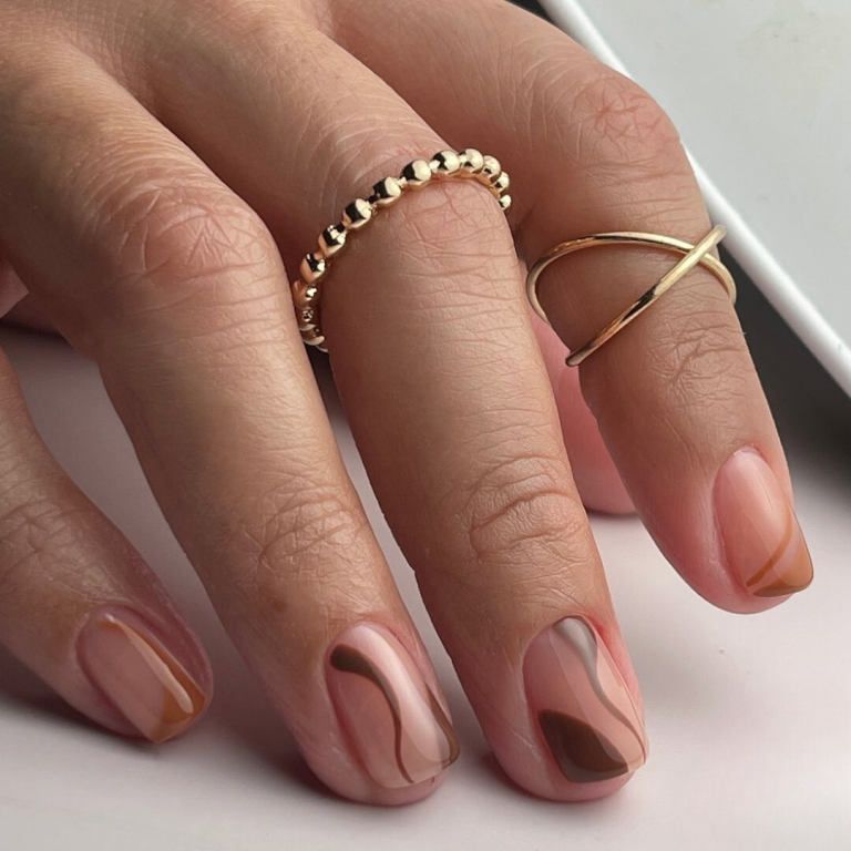 30 Cute Fall Nails Ideas for 2024: Stylish Designs for an Autumn ...