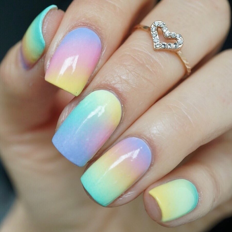 27 Gradient Nail Designs to Inspire Your Next Manicure in 2024 ...