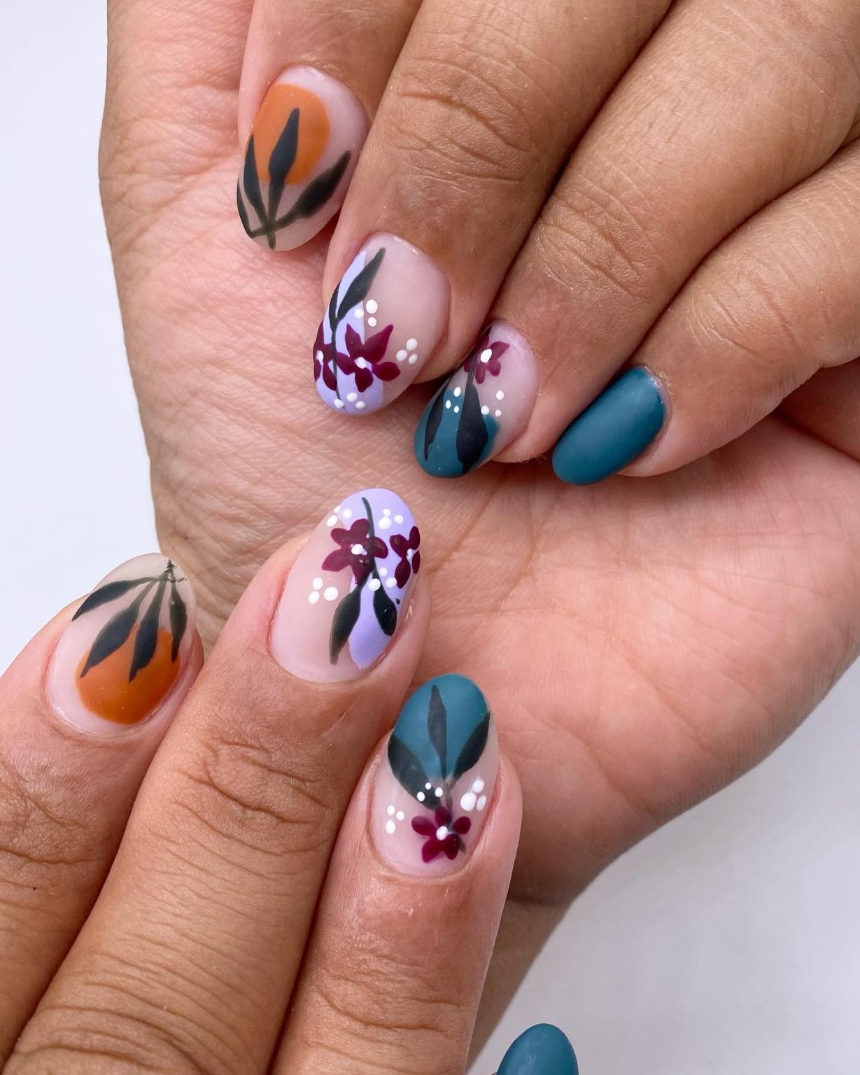 30 Fall Flower Nails Designs for 2024: Trendy Ideas for Cute and ...