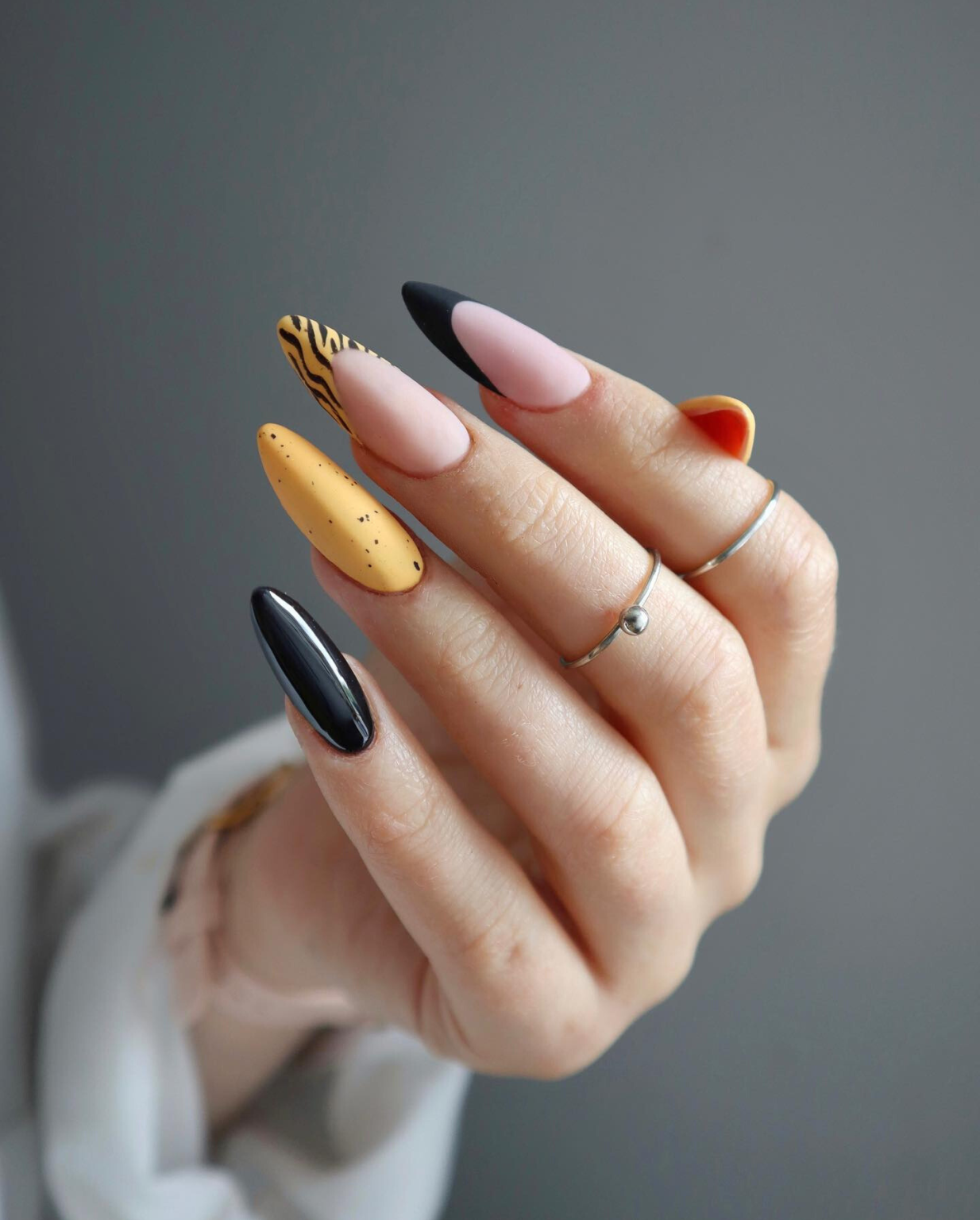 31 Fall Color Nails: Stunning Autumn Designs to Elevate Your Style This ...