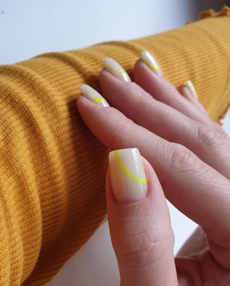 31 Fall Color Nails: Stunning Autumn Designs to Elevate Your Style This ...