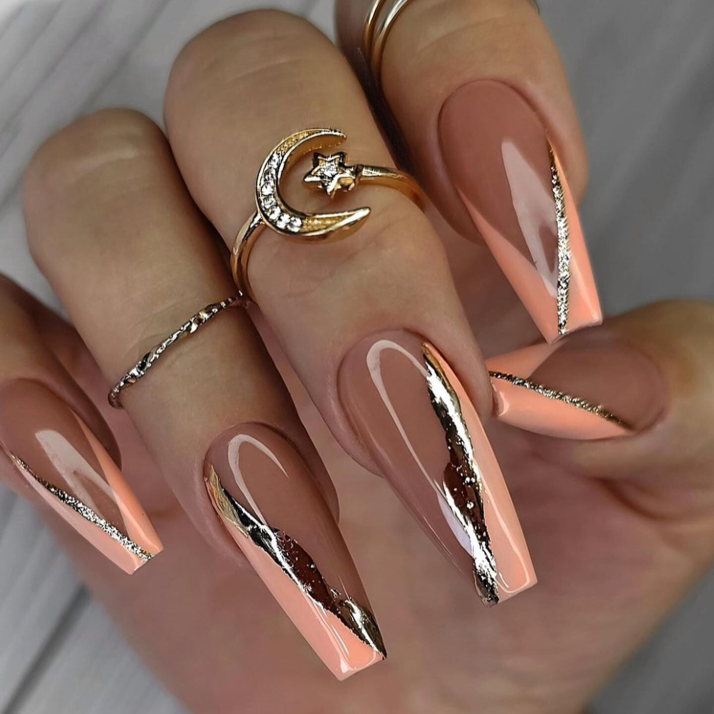 27 Fall Coffin Nails: Stunning Designs to Elevate Your Autumn Style ...
