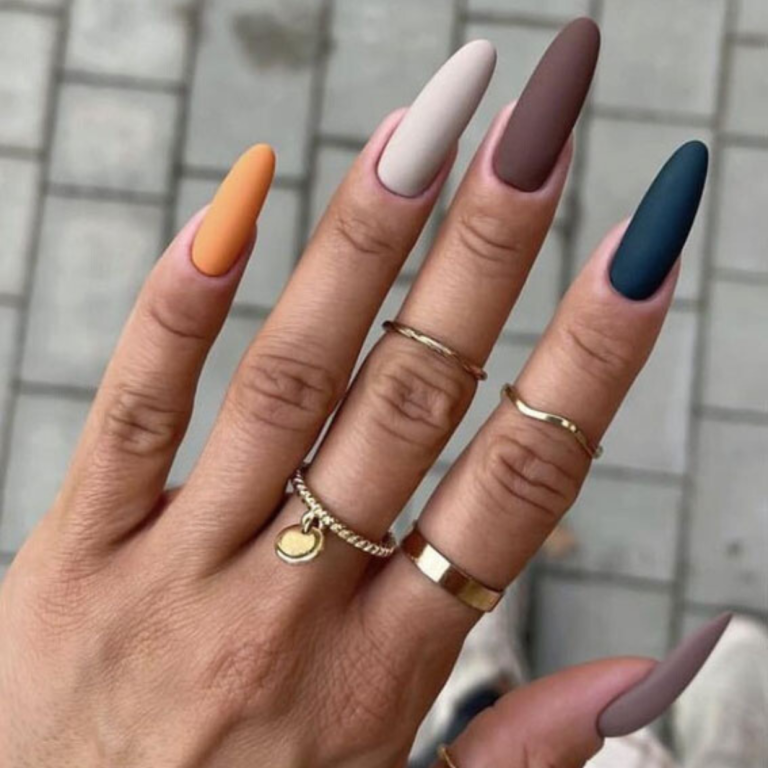 33 Matte Fall Nails 2024: Trendy Designs for a Stylish Autumn Look ...