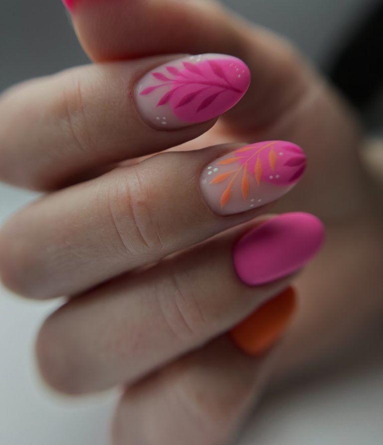 25 Stunning Pink Fall Nails 2024: Trendy Designs to Rock This Autumn ...
