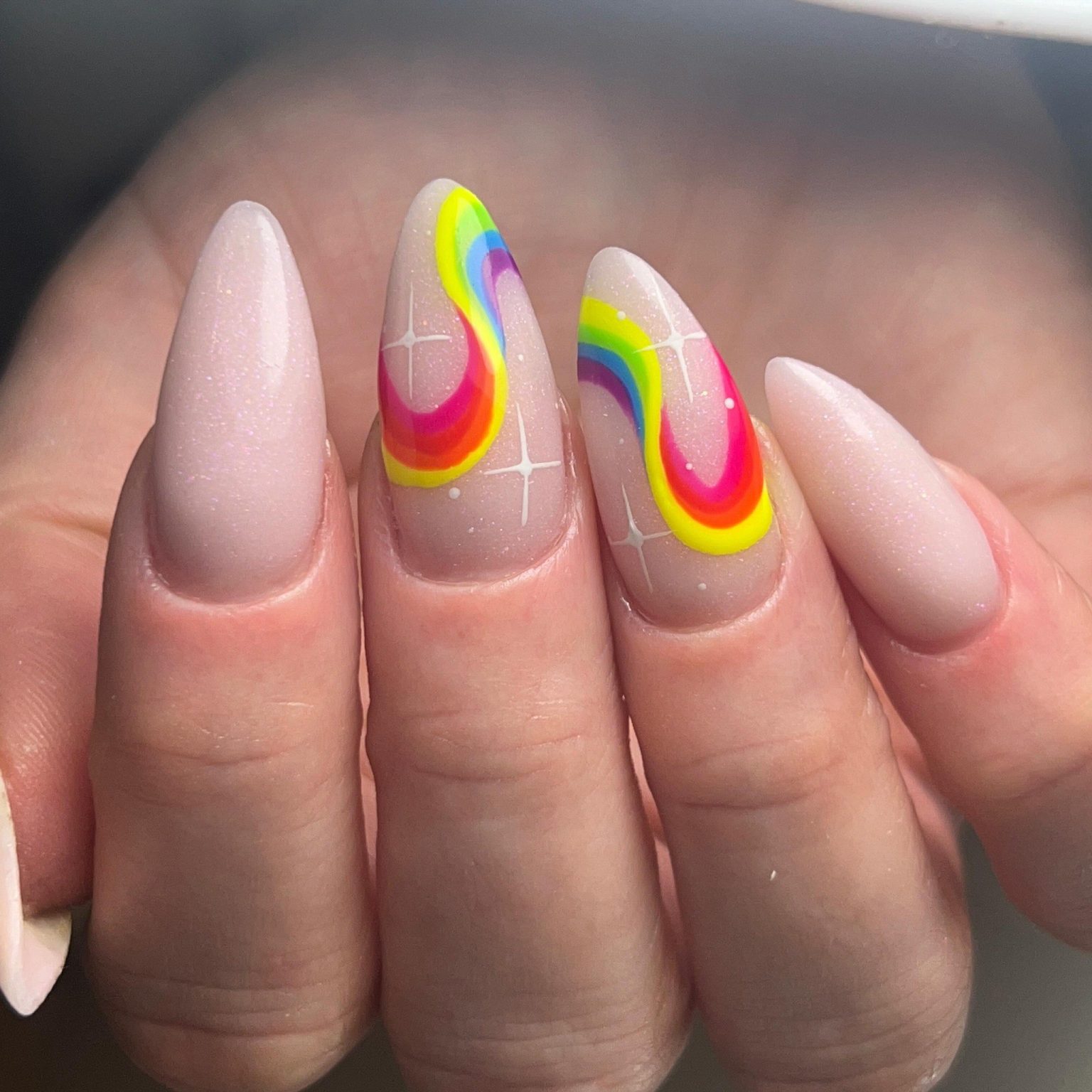 28 Stunning Fall Rainbow Nails 2024 Designs You Must Try This Autumn ...