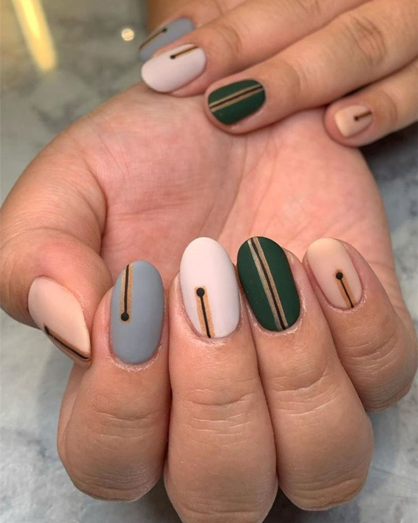 37 Short Round Fall Nails: Cute and Elegant Nail Designs to Try This ...