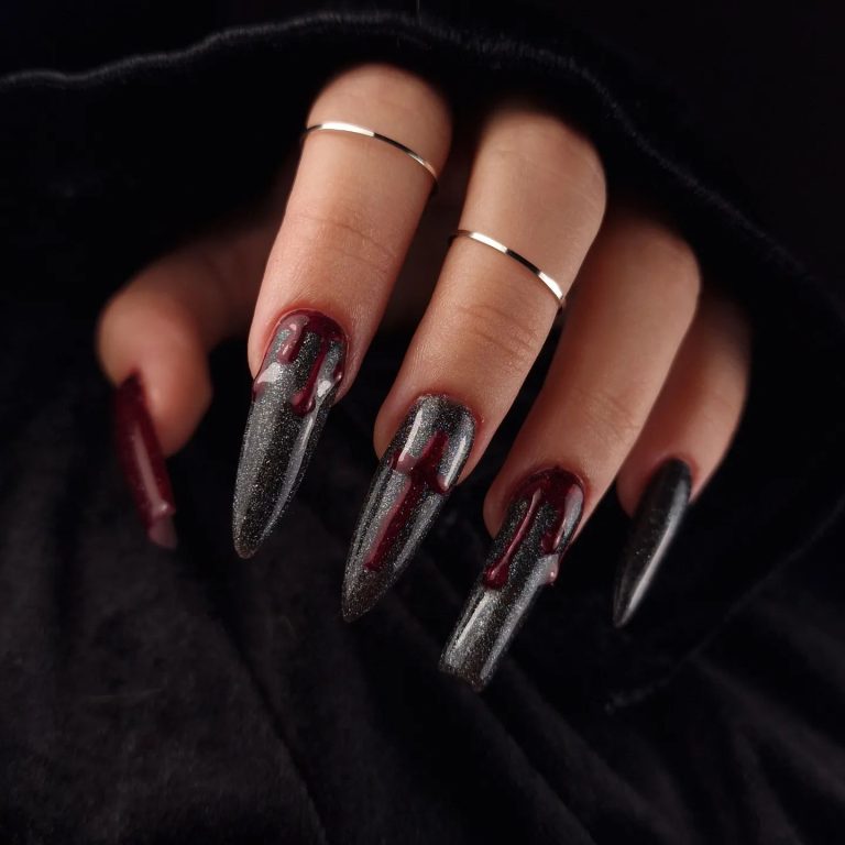 24 Spooky Halloween Nails: Creepy, Creative, and Perfect for Your Look ...
