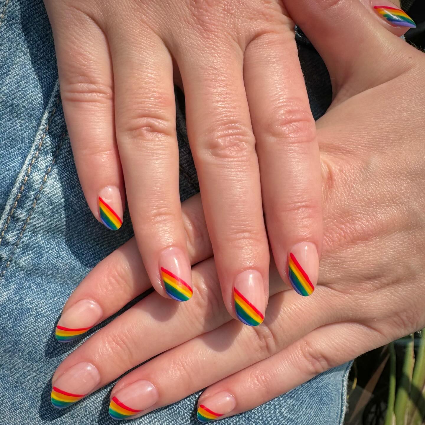 28 Stunning Fall Rainbow Nails 2024 Designs You Must Try This Autumn ...