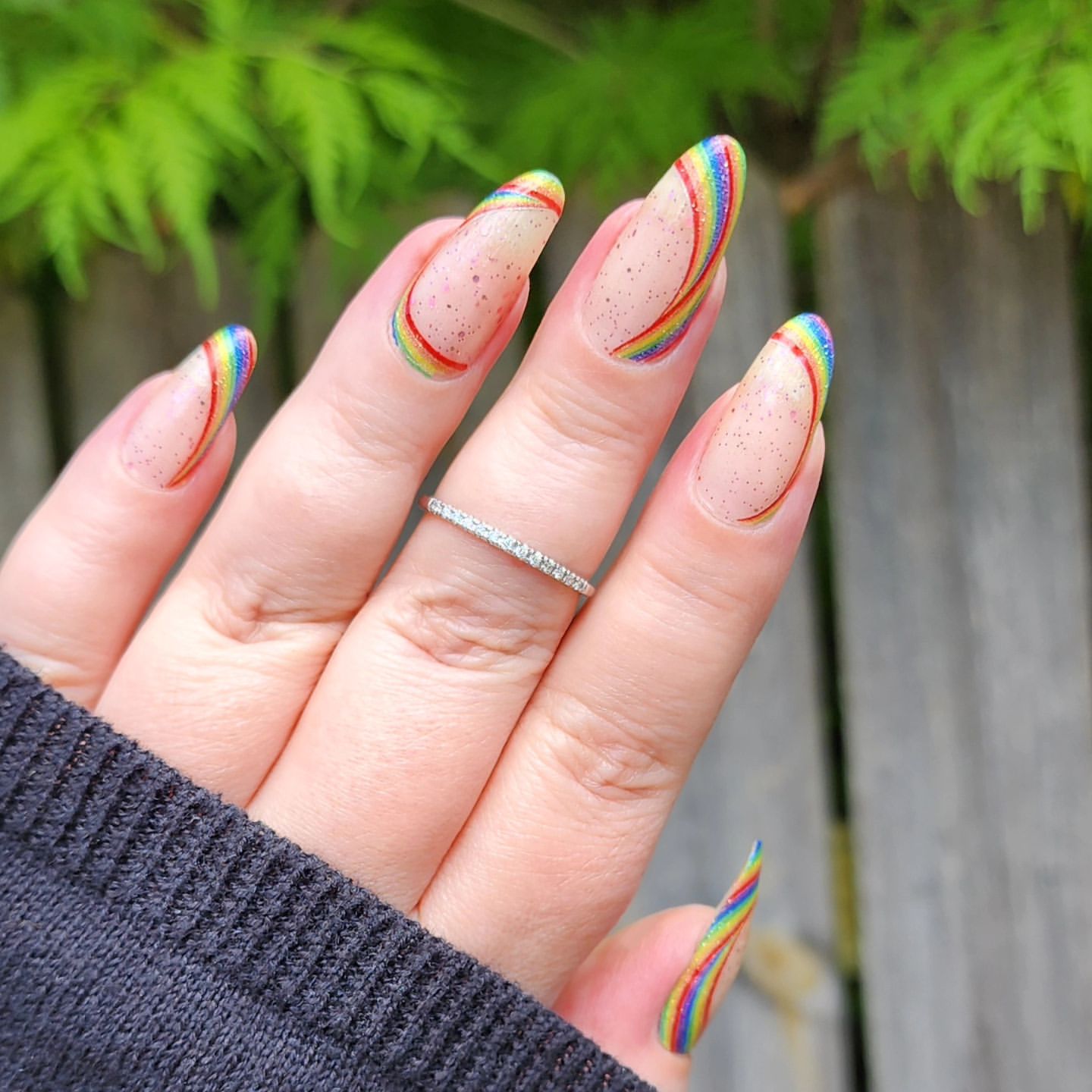 28 Stunning Fall Rainbow Nails 2024 Designs You Must Try This Autumn ...