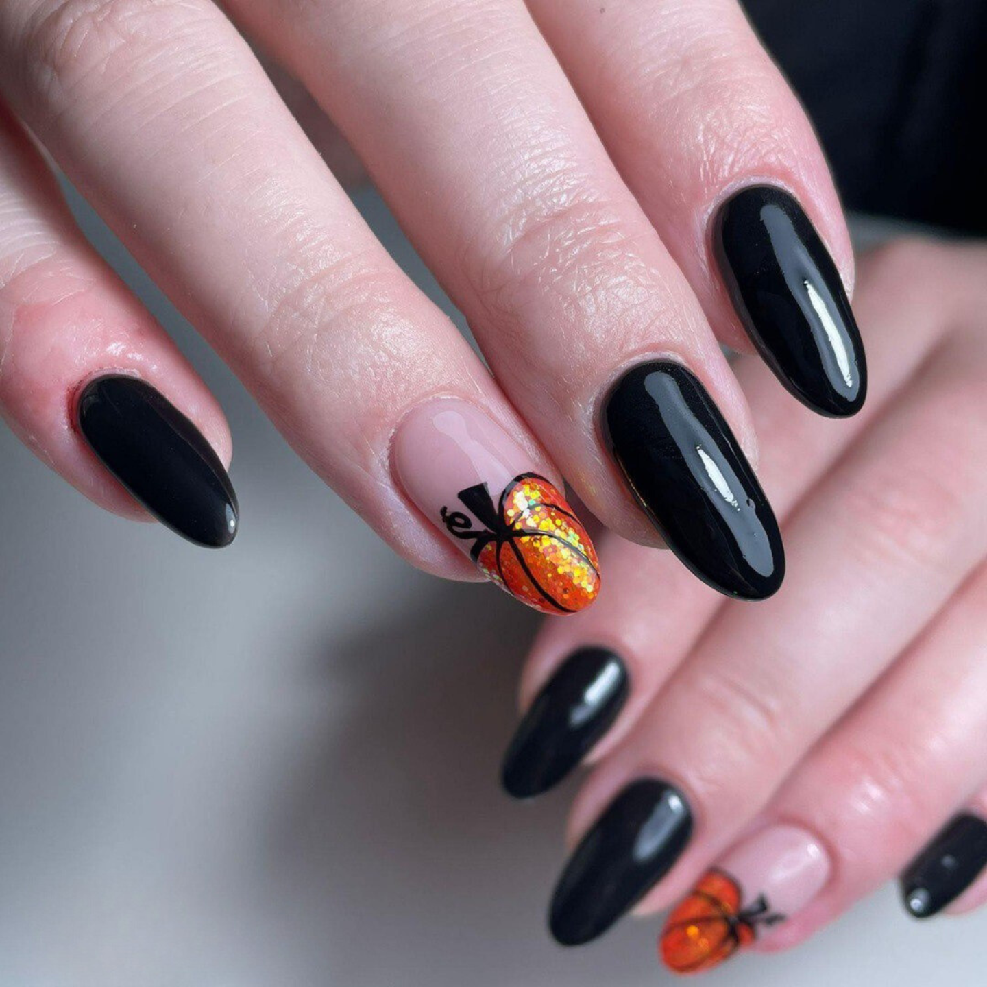 24 Pumpkin Spice Nails for Fall: Ideas, Designs, and Inspiration - divagaze.com