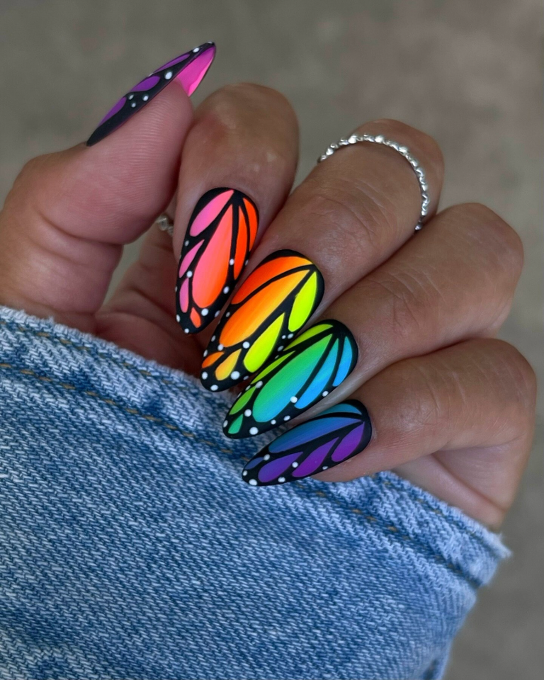 28 Stunning Fall Rainbow Nails 2024 Designs You Must Try This Autumn ...