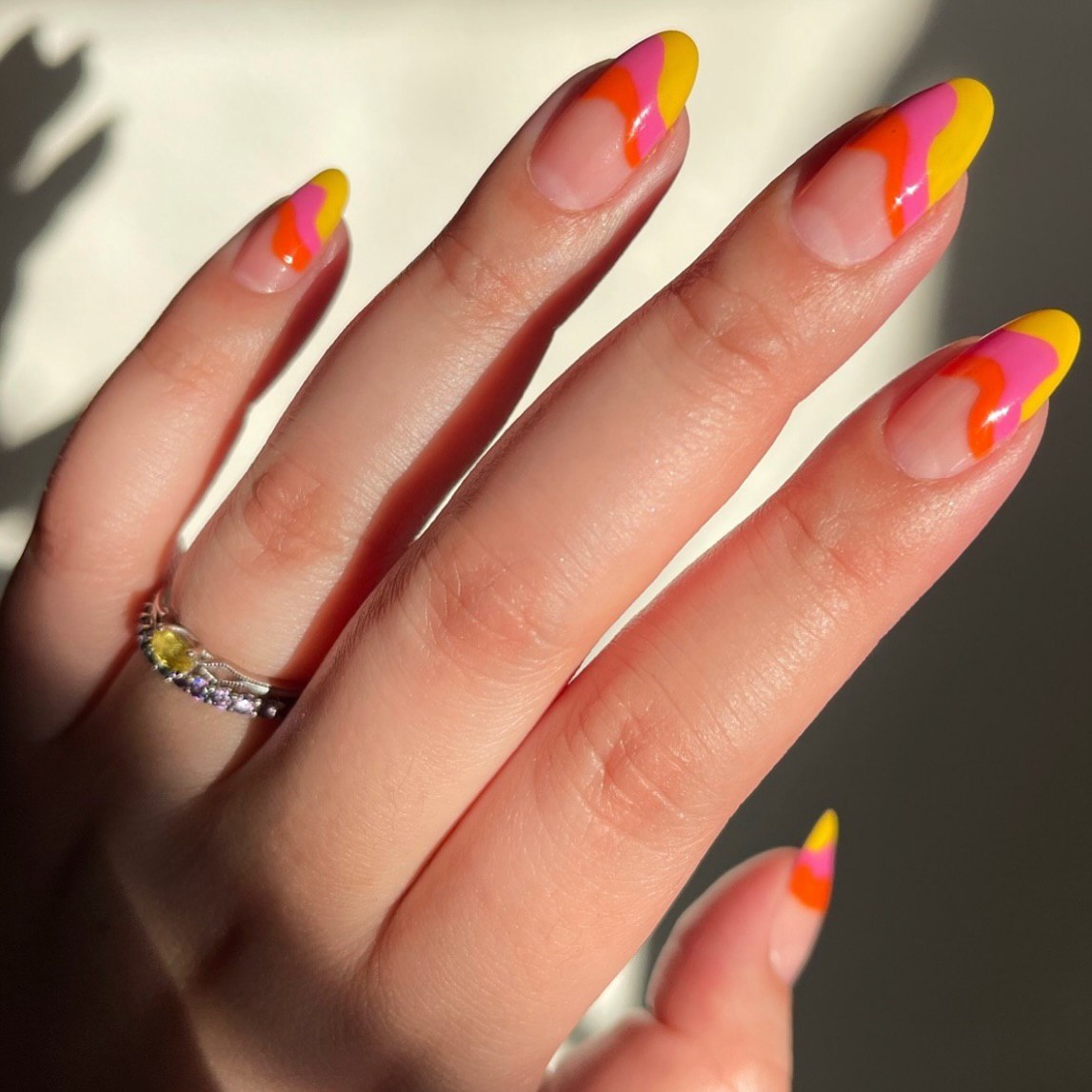 26 Swirl Nails Ideas to Elevate Your Look: Stunning Designs for Every ...