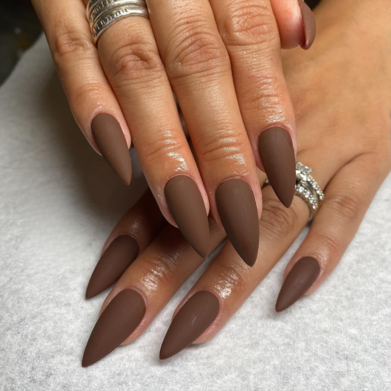 33 Matte Fall Nails 2024: Trendy Designs for a Stylish Autumn Look ...