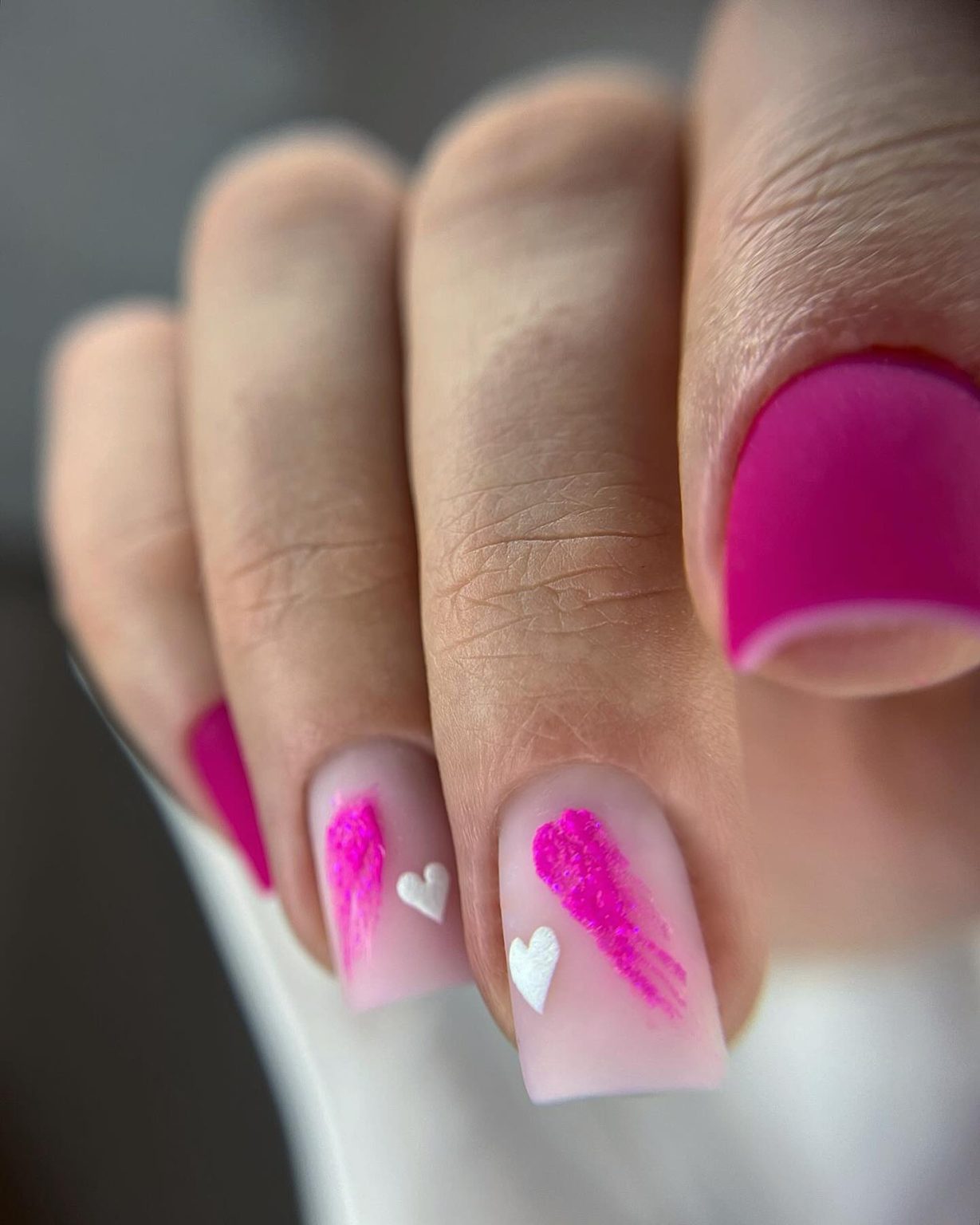 25 Stunning Pink Fall Nails 2024: Trendy Designs to Rock This Autumn ...