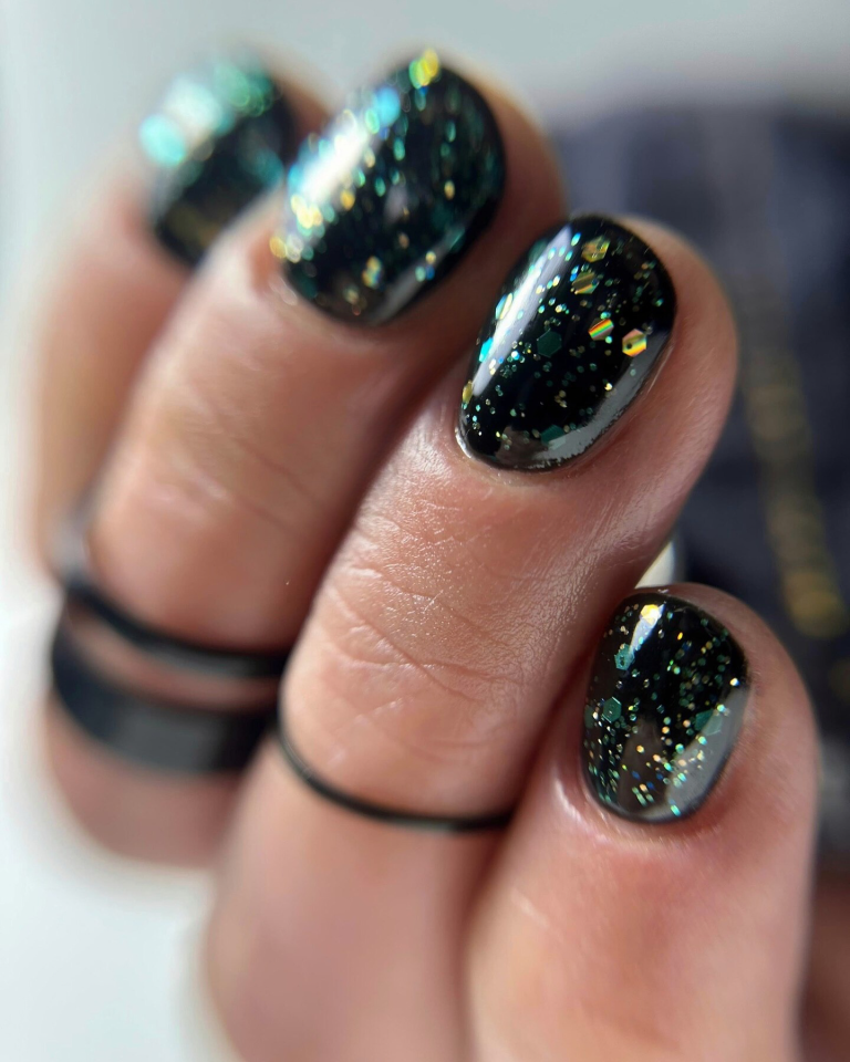 39 Dark Fall Nails: Bold Designs and Colors for a Trendy Autumn ...