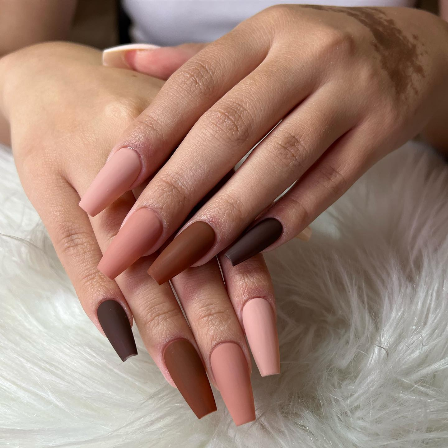 27 Fall Coffin Nails: Stunning Designs to Elevate Your Autumn Style ...
