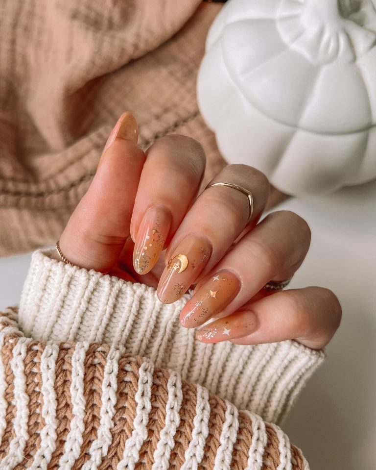 32 Fall Almond Nails: Stunning Designs to Embrace Autumn Elegance ...