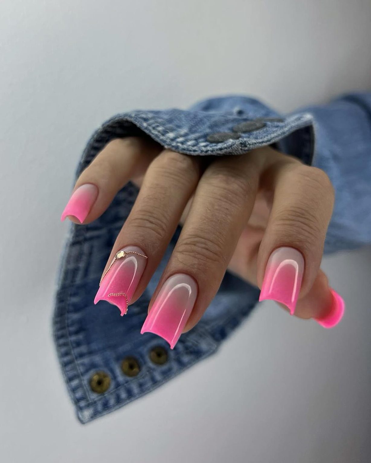 25 Stunning Pink Fall Nails 2024: Trendy Designs to Rock This Autumn ...