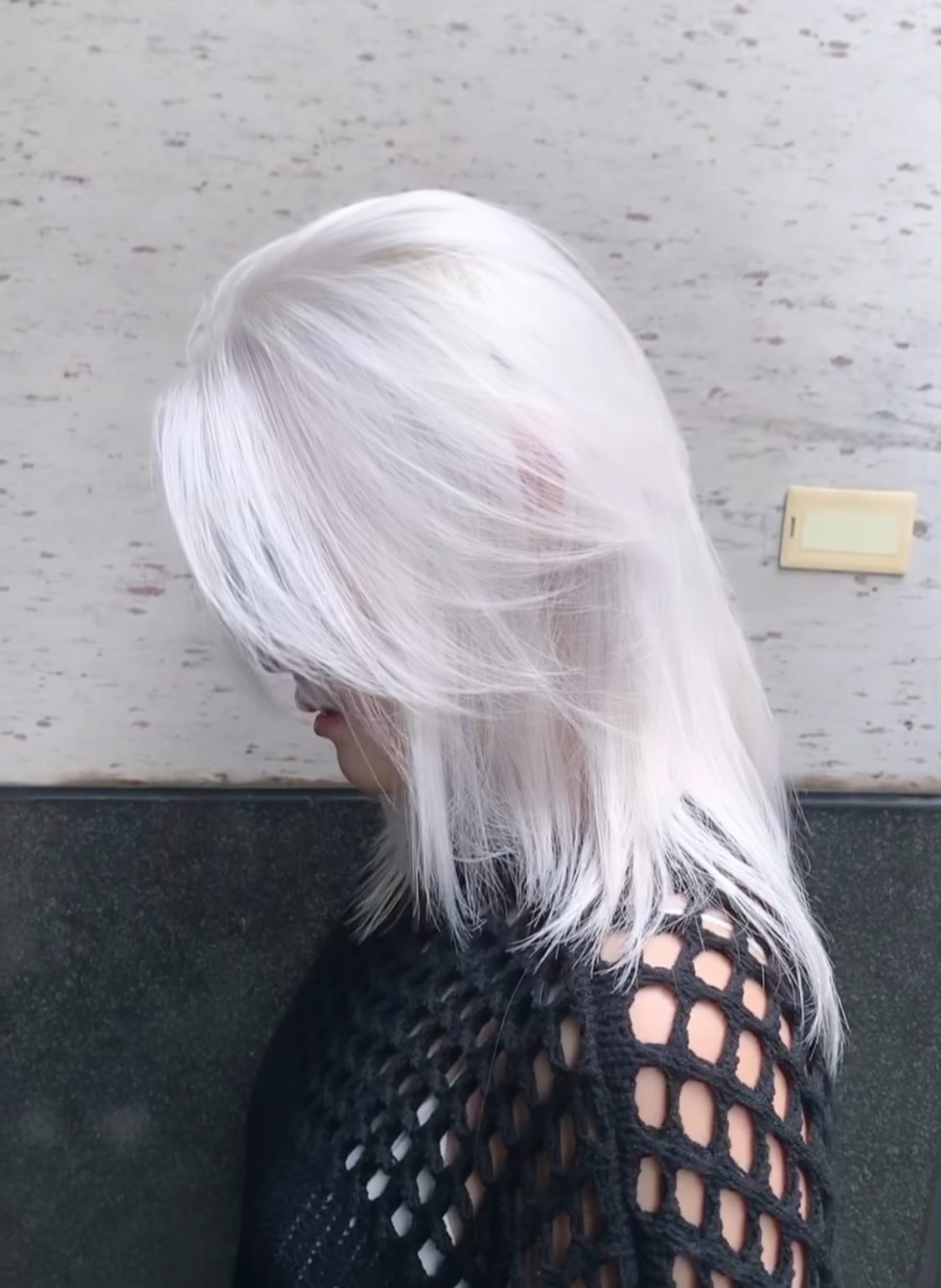 29 Winter Blonde Hair: Inspiring Ideas for the Cold Season - divagaze.com