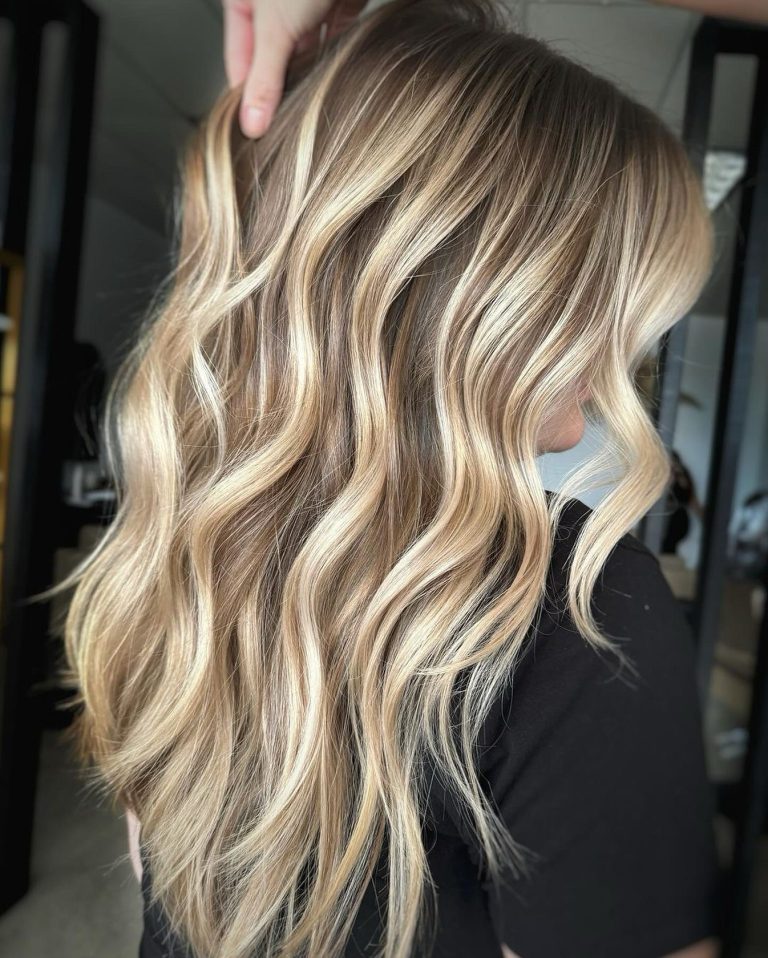 34 Winter 2025 Hair Color Trends: Top Shades for Blondes and Brunettes ...