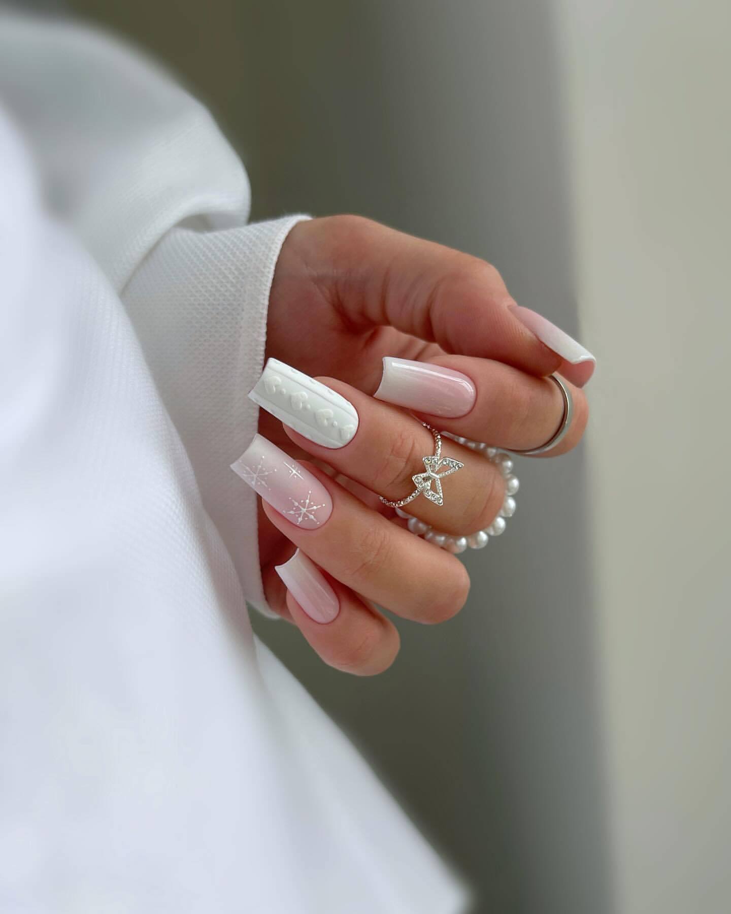 23 Winter Nails Square: Trendy Winter Nail Designs for a Festive and ...