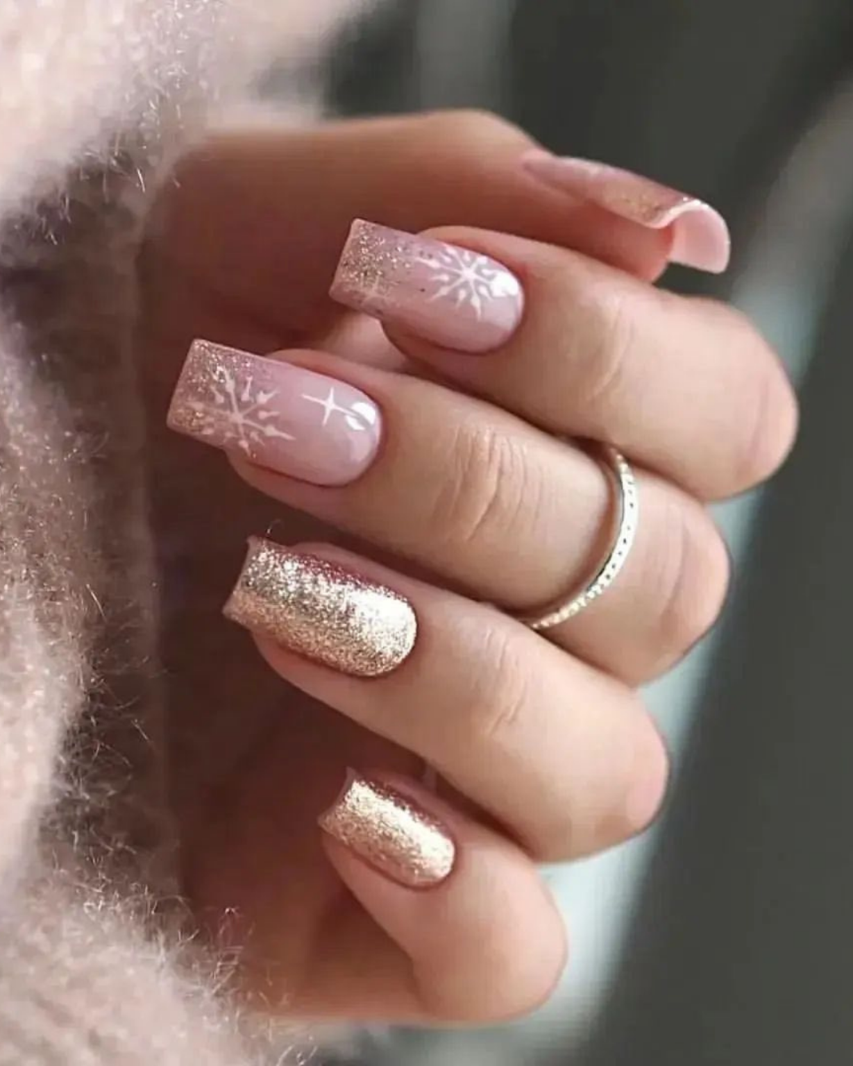 23 Winter Nails Square: Trendy Winter Nail Designs for a Festive and ...