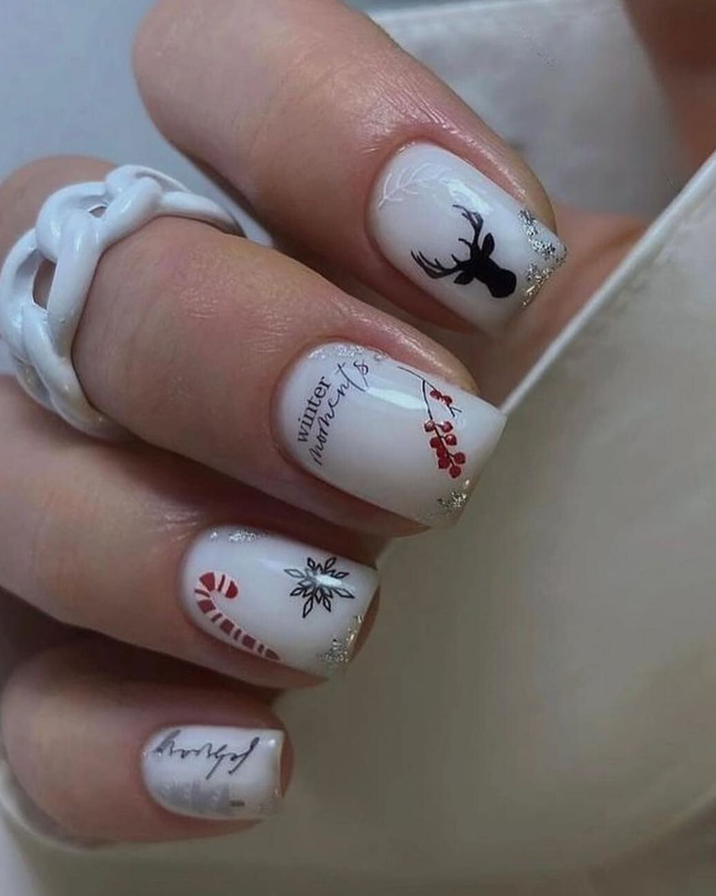 23 Winter Nails Square: Trendy Winter Nail Designs for a Festive and ...