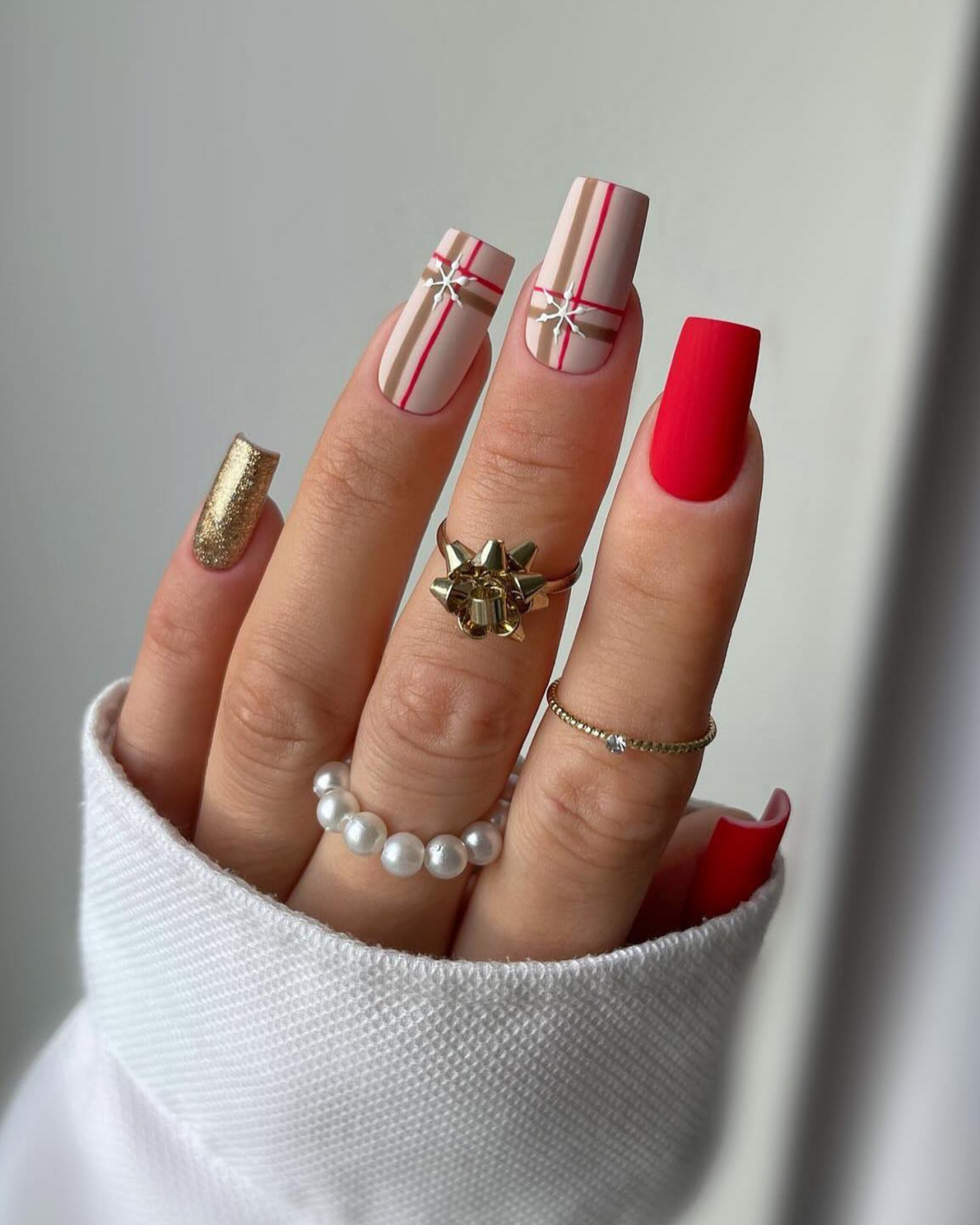 23 Winter Nails Square: Trendy Winter Nail Designs for a Festive and ...