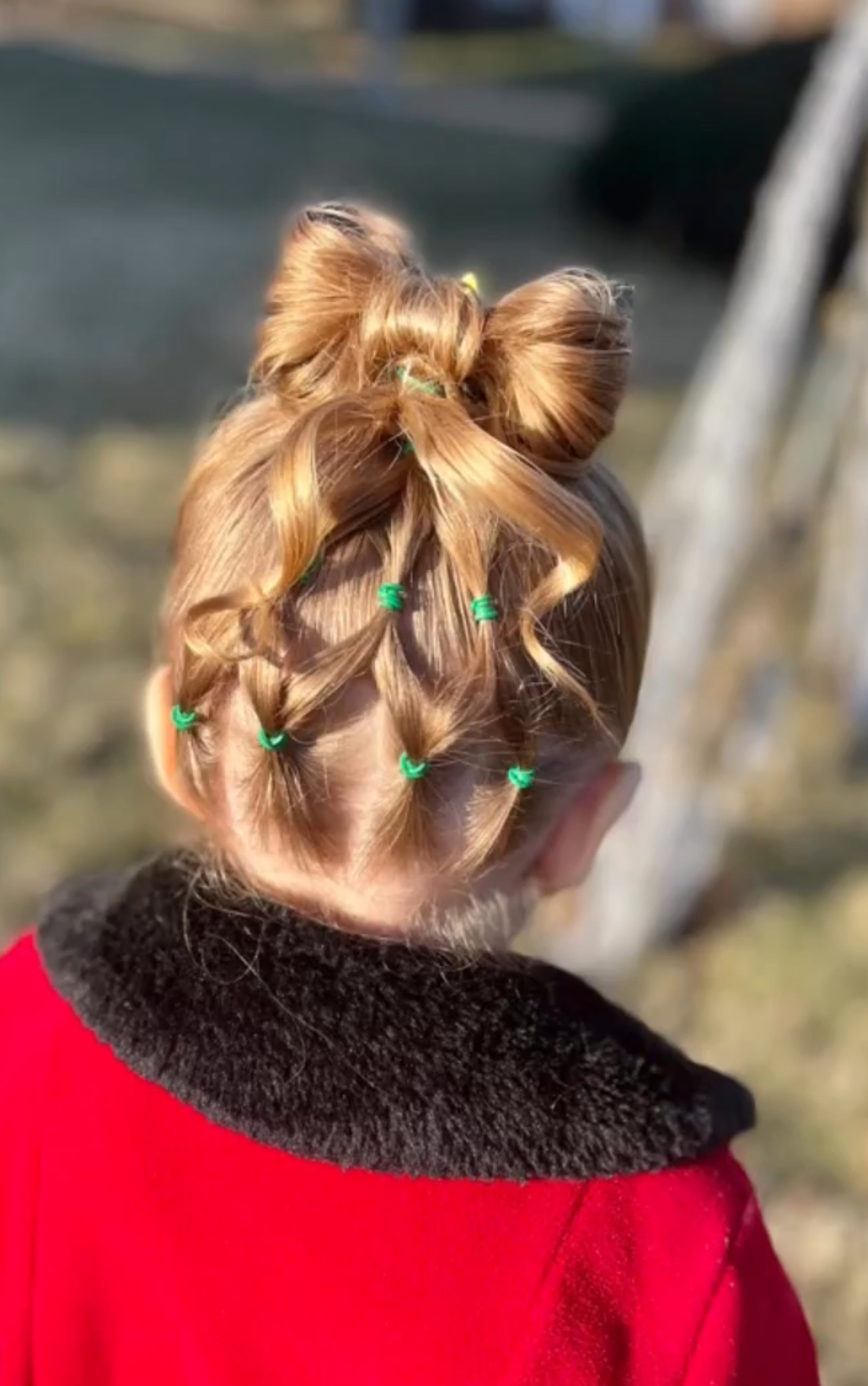 32 Cute Christmas Hairstyles for Kids: Easy Braids, Festive Buns, and ...