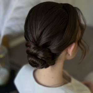 30 Hairstyles for Cold Weather: Cute, Easy, and Natural Looks to Keep ...