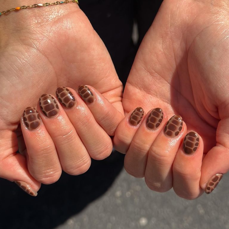 21 Short Fall Acrylic Nails Designs: Cute, Simple Ideas to Rock the ...