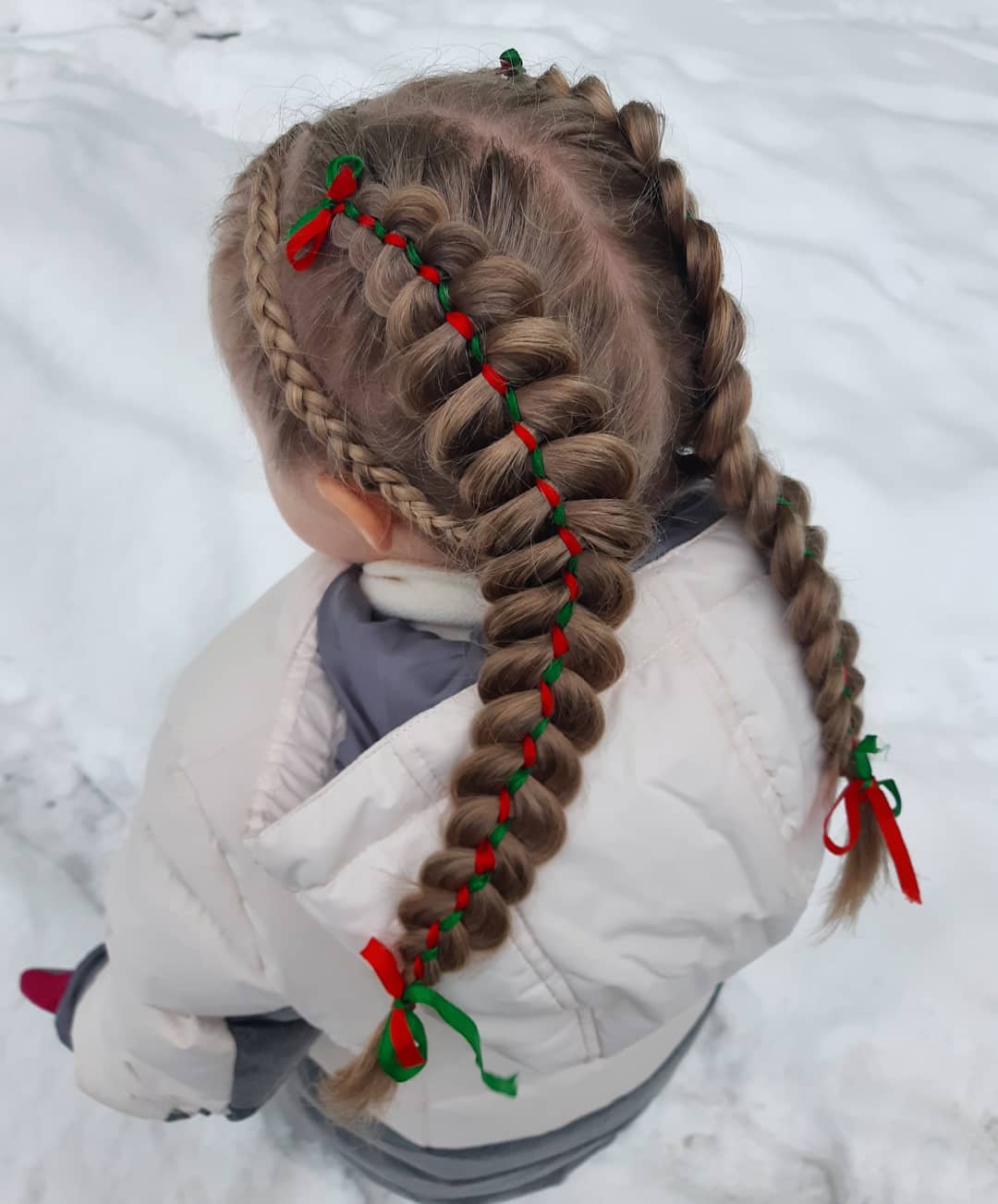 32 Cute Christmas Hairstyles for Kids: Easy Braids, Festive Buns, and ...