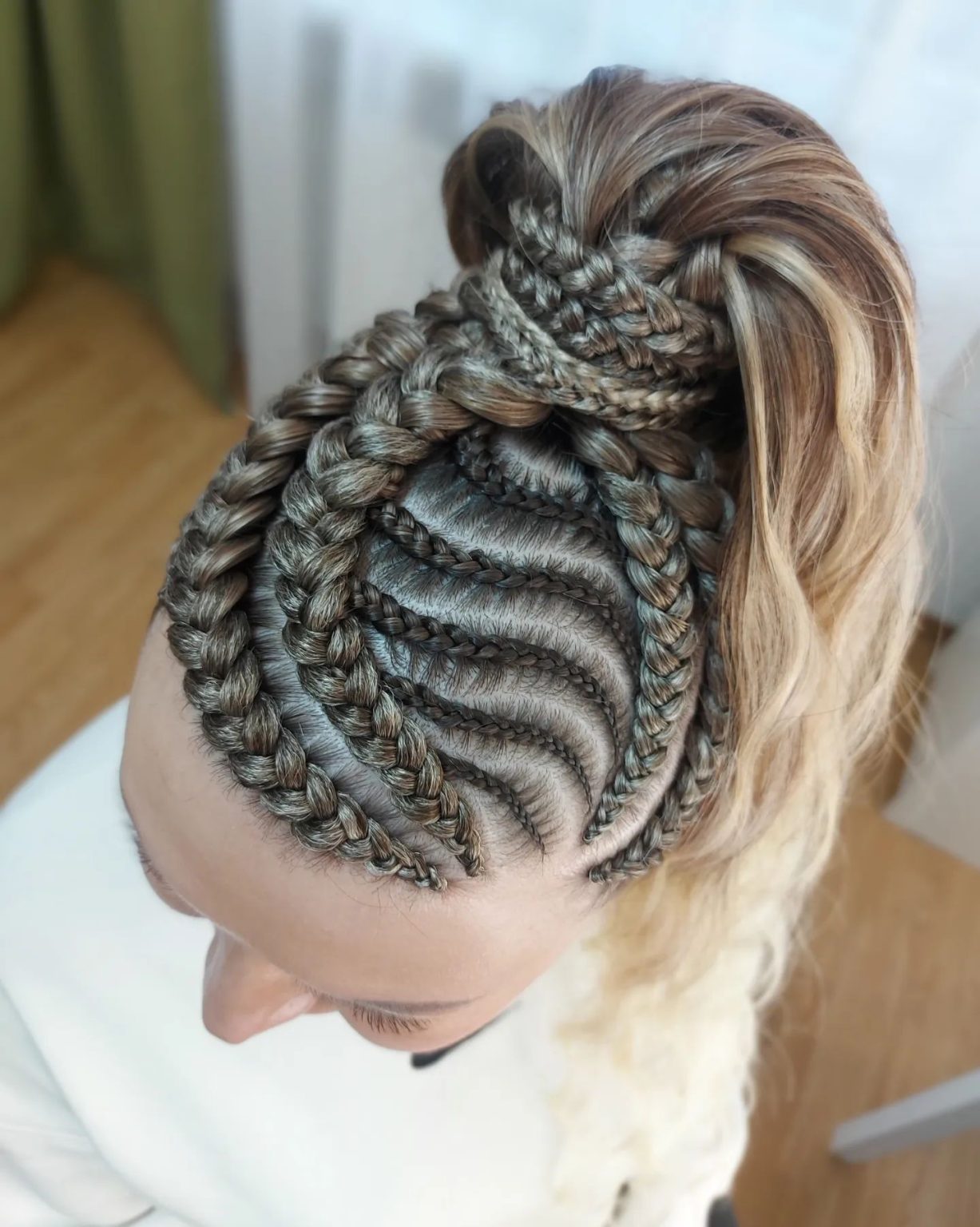 30 Hairstyles for Cold Weather: Cute, Easy, and Natural Looks to Keep ...