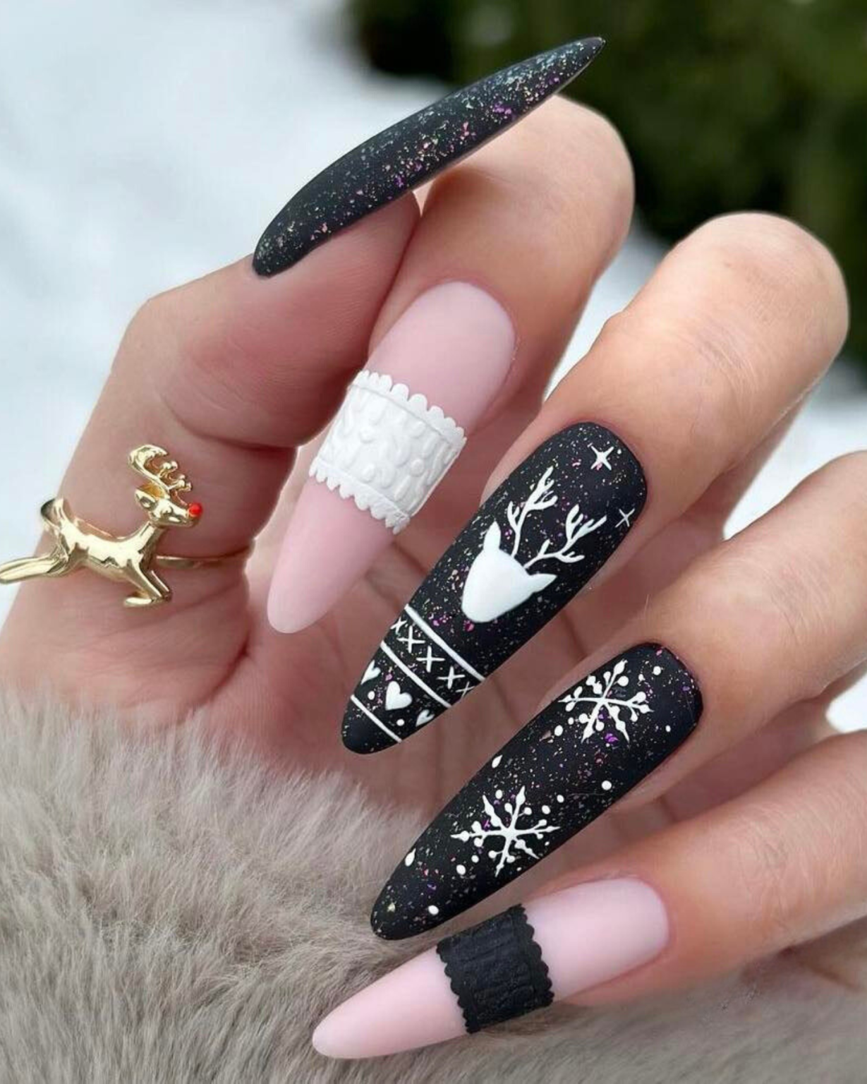 28 Winter Nails 2025 Trends: Must-Try Festive Designs to Make Your ...