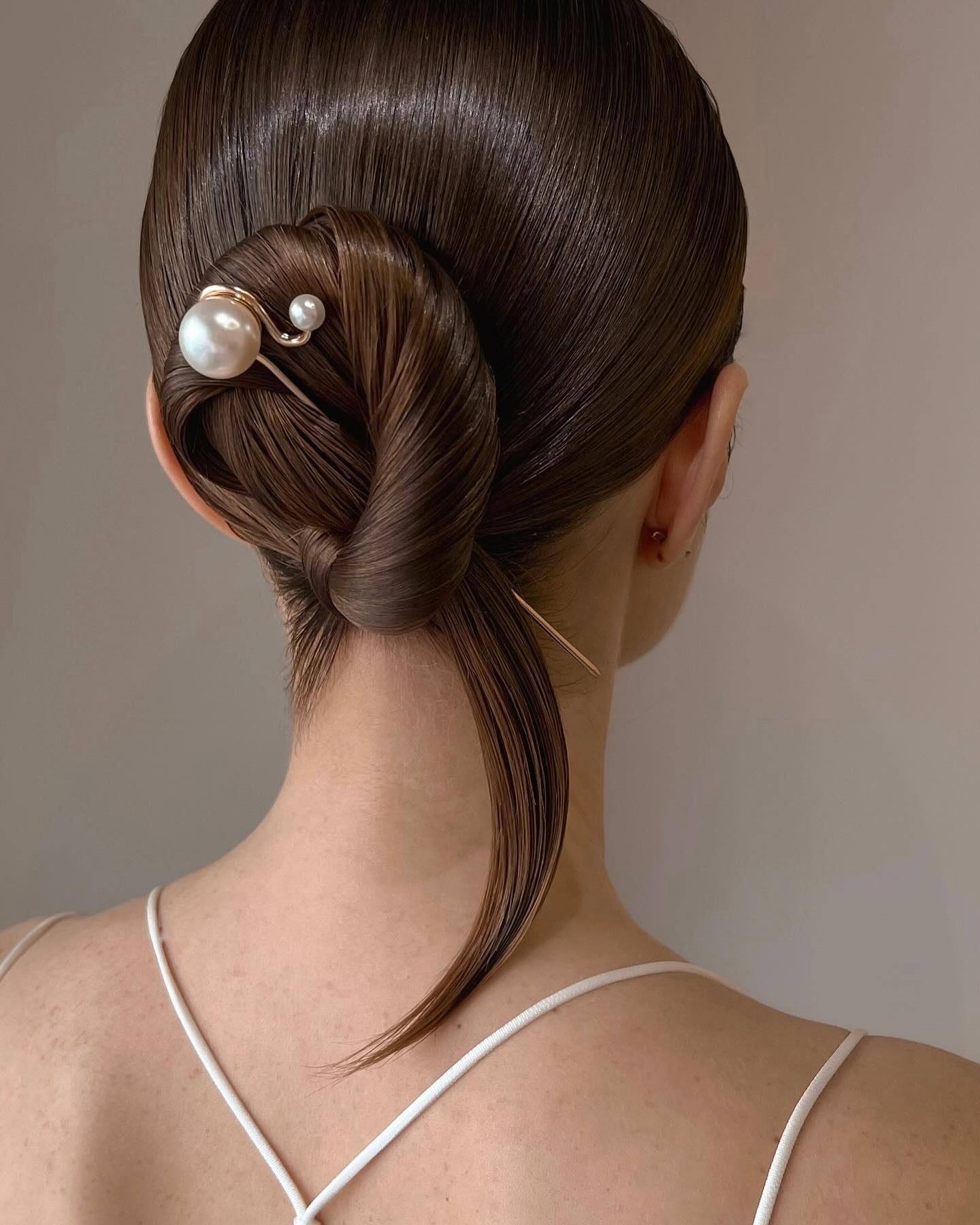 30 Hairstyles for Cold Weather: Cute, Easy, and Natural Looks to Keep ...