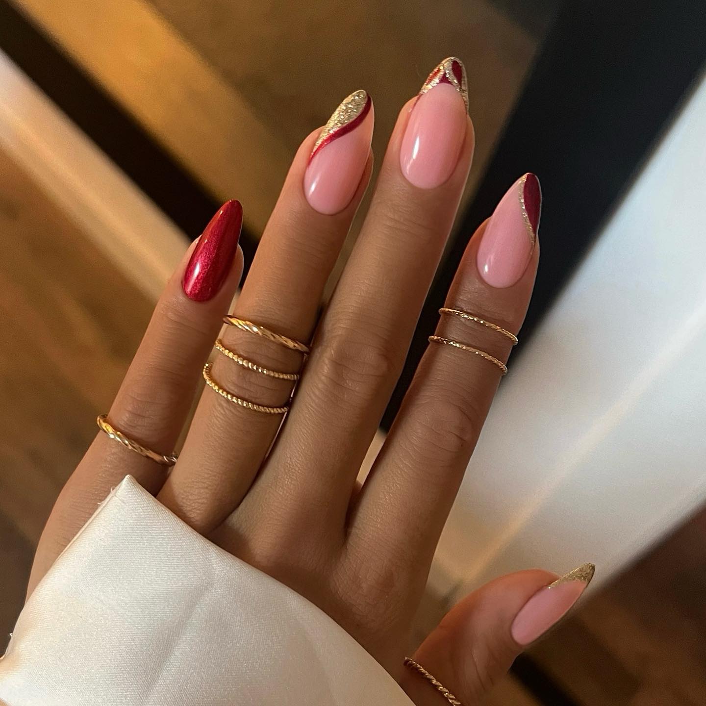 28 Winter Nails 2025 Trends: Must-Try Festive Designs to Make Your ...