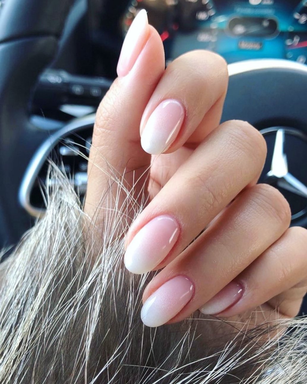 30 Neutral Winter Nails: Elegant and Trendy Ideas for a Chic Winter ...