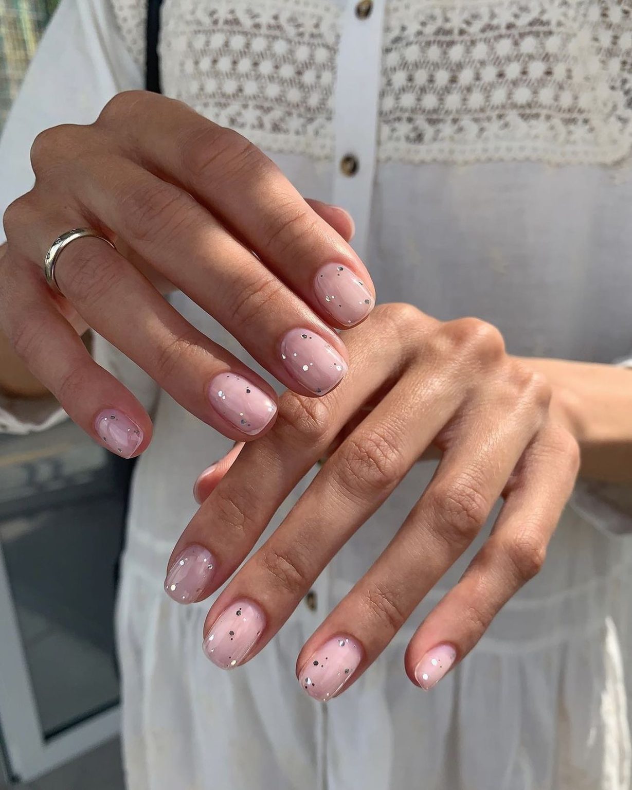 24 Simple Winter Nails Designs: Cute, Short, Acrylic, and Almond Ideas ...