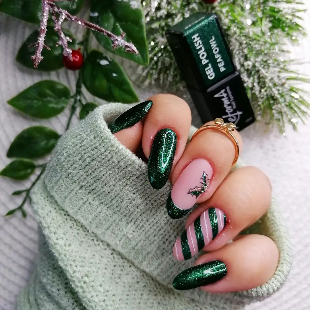 25 Green Winter Nails Ideas for 2025: Glamorous Designs to Embrace the ...
