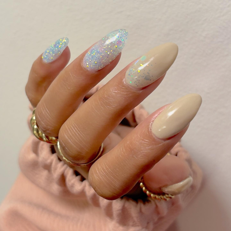 30 Neutral Winter Nails: Elegant and Trendy Ideas for a Chic Winter ...