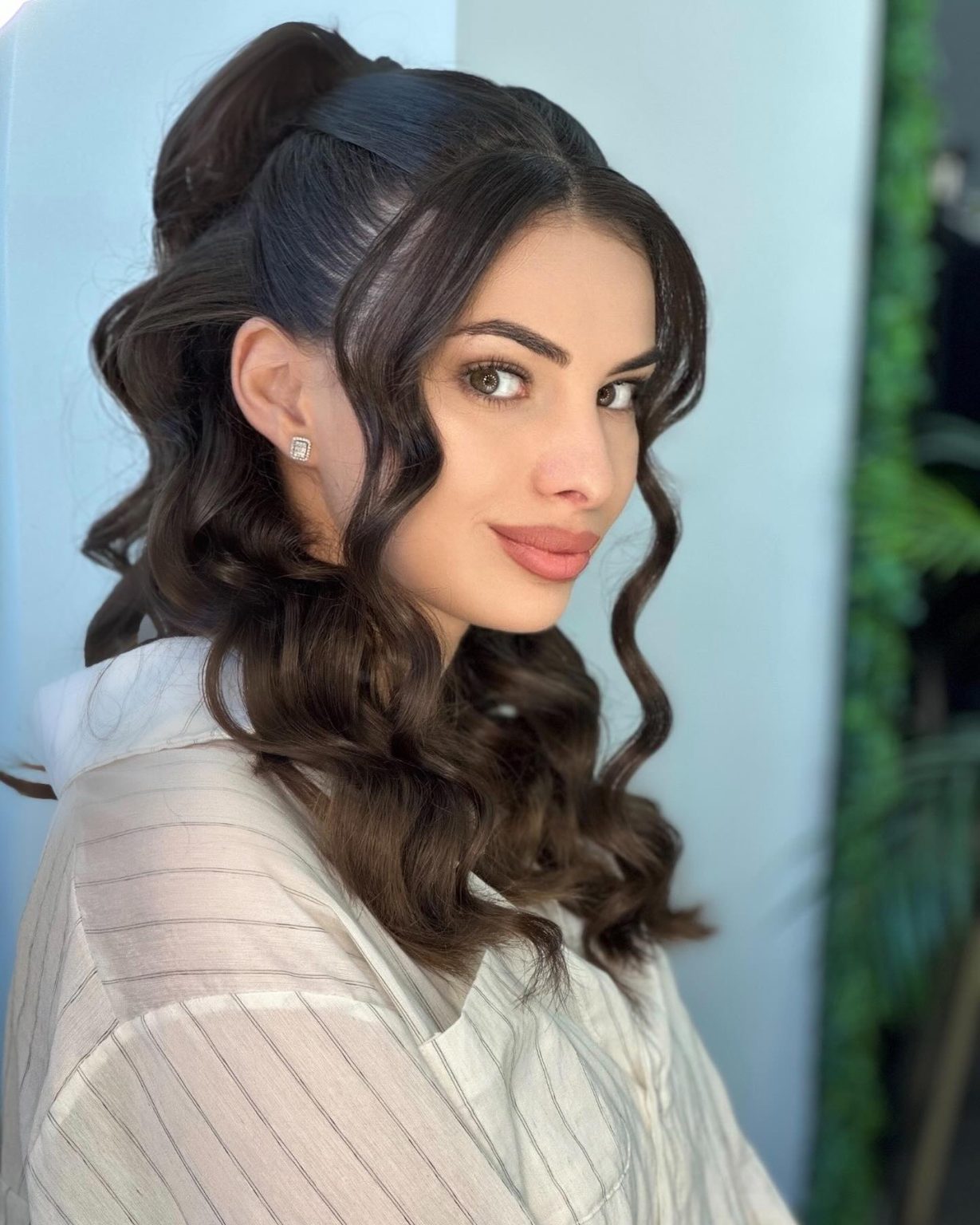 22 Holiday Hairstyles: Glamorous Ideas for All Hair Lengths, Textures ...