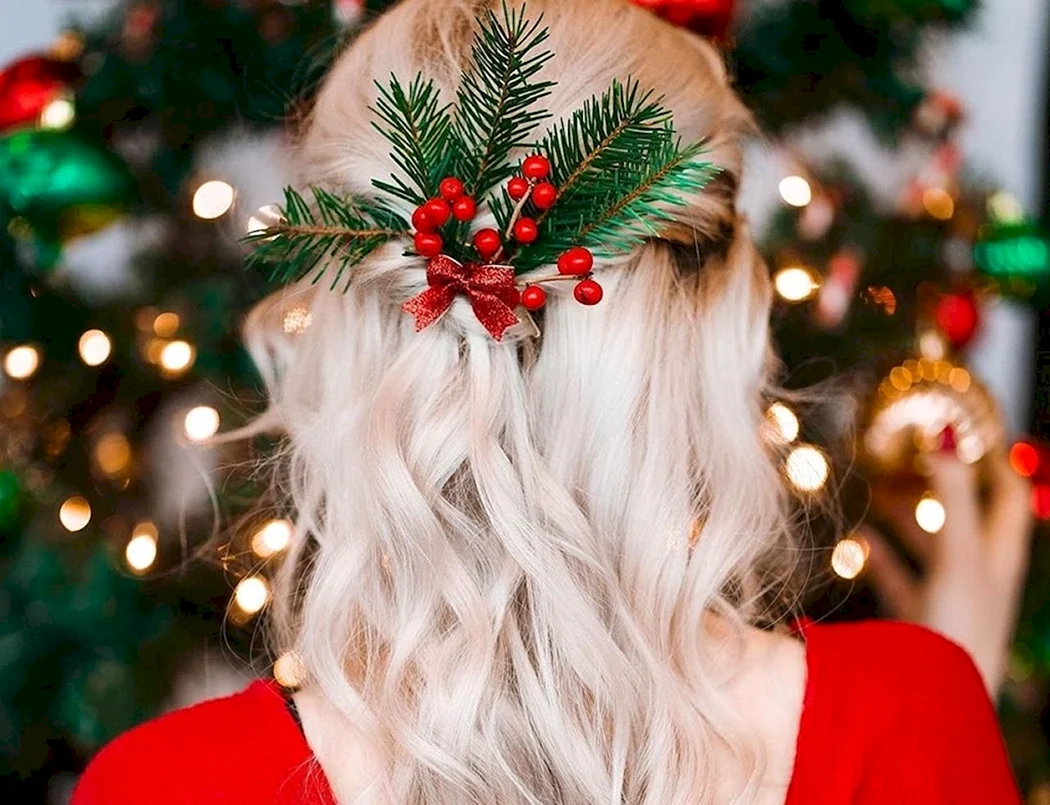 23 Christmas Hairstyles to Try This Year – Festive Looks for Every Hair ...