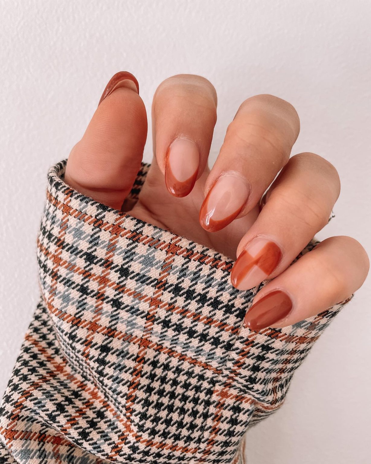 21 Short Fall Acrylic Nails Designs: Cute, Simple Ideas to Rock the ...